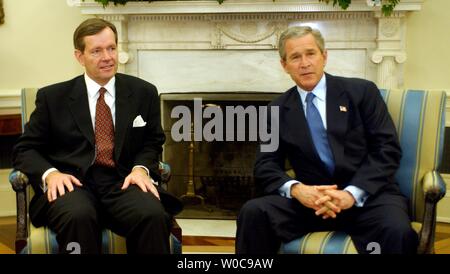 Mike Leavitt , Environmental Protection Agency Stock Photo - Alamy