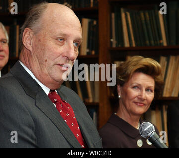 Norway's King Harald, Queen Sonja, Crown Prince Haakon, Crown Princess ...