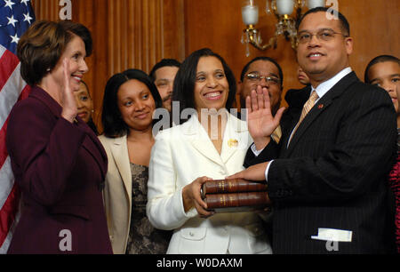 Rep. Keith Ellison, D-Minn., participates in a mock swearing-in ...