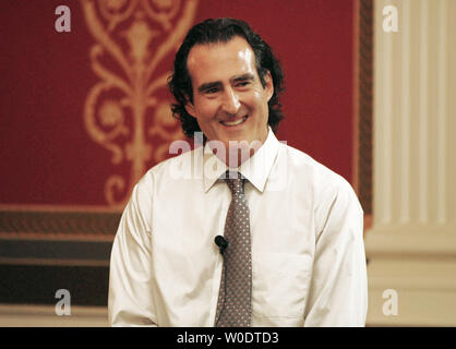 Craig Mello, the 2006 Nobel Laureate in Physiology or Medicine, speaks ...