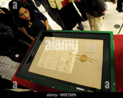 A 1297 Original of the Magna Carta was unveiled at the National ...