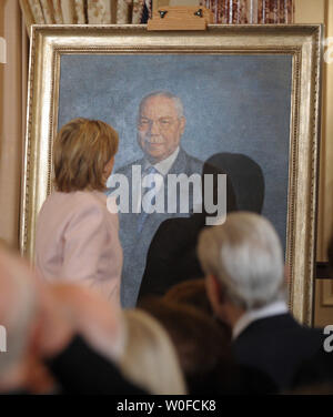 Official portrait of Hillary Rodham Clinton Stock Photo - Alamy