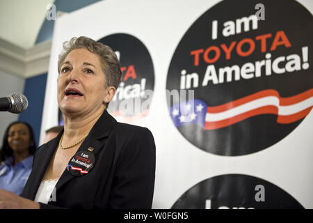 President and CEO of DCH Auto Group Susan Scarola shows his support for ...