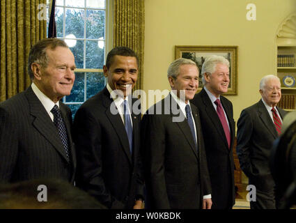 FILE - President-elect Jimmy Carter poses for photographers after ...