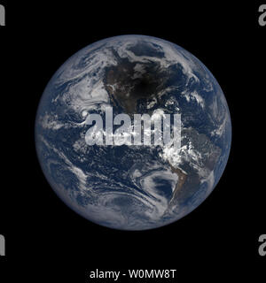 NASA’s Earth Polychromatic Imaging Camera (EPIC) captured stunning ...