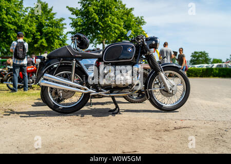 The BMW R75 6 is a vintage motorcycle model introduced in the 1970s ...