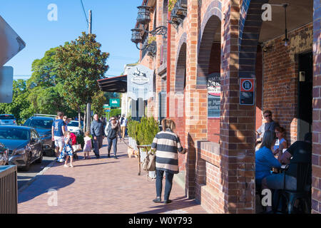 Berry, NSW, Australia-June 9, 2019: People enjoying the long weekend in ...