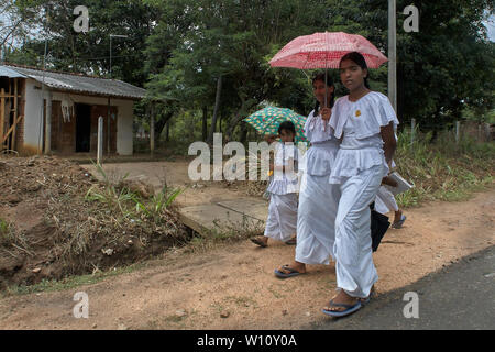 2007 Beautiful Young Girl Wearing Traditional Clothing in the Hills ...