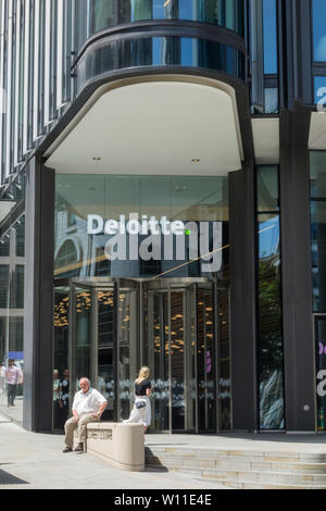 Deloitte LLP, Hill House, Little New Street, London, EC4, UK Stock ...