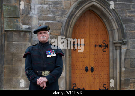 The Royal Company of Archers, The Queen's ceremonial bodyguard in Stock ...