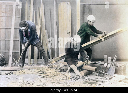 [ 1890s Japan - Japanese Carpenters ] — Carpenters at work in a village ...