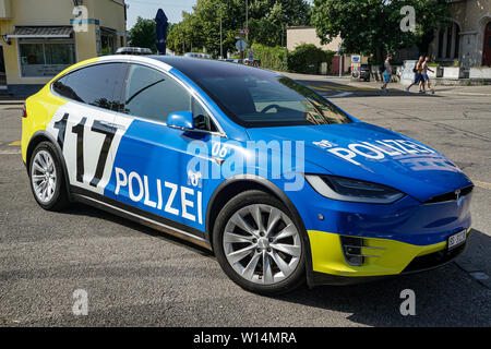Police Polizei Tesla Model X Stock Photo - Alamy