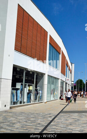The new part of the Beacon Shopping Centre, Eastbourne, East Sussex, UK ...