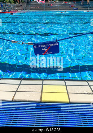 No Jumping Pool Warning sign in English, Turkish and Cyrillic, Kisla ...
