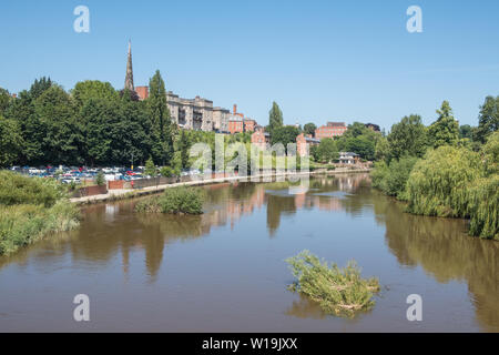 A view of The English Bridge, Shrewsbury, from the river bank Stock ...