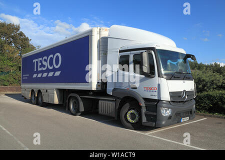 Tesco Supermarket, vehicle, articulated, lorry, transporter, England ...