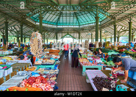 The main central local food market in Bintulu, Borneo, Malaysia Stock ...