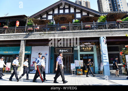 (190702) -- CHONGQING, July 2, 2019 -- Chinese and Italian police ...