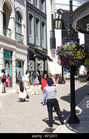 Sunny July in Beverly Hills and the surrounding communities in Los ...