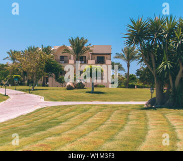 Eastern Traditional Arabian Architecture Exterior of Summer Luxury ...
