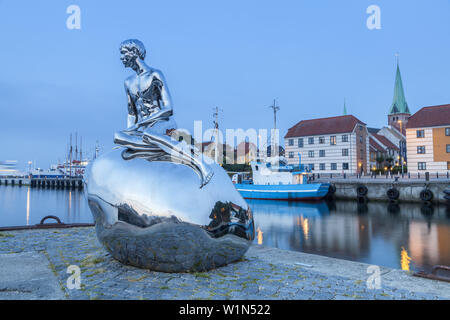 Sculpture Han in the harbour of Helsingør, Island of Zealand ...