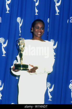 LOS ANGELES - SEPTEMBER 8: Cicely Tyson at the 2018 Creative Arts Emmy ...