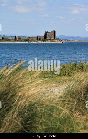 Walney Island, Cumbria, UK. 3rd July 2019. UK Weather. Blue sky and ...