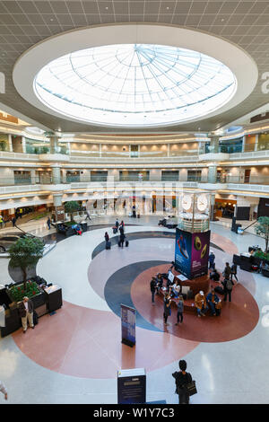 Atlanta Airport ATL Main Terminal Stock Photo - Alamy