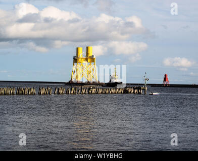 Offshore steel subsea wind turbines foundation platforms for wind ...
