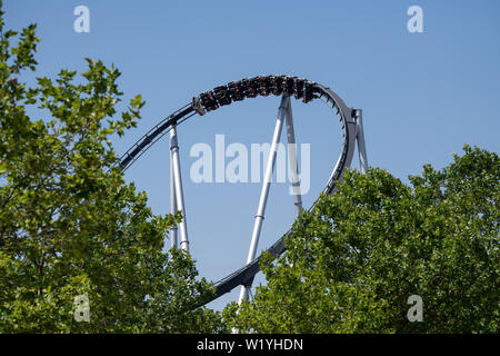 Rust, Germany. 02nd July, 2019. Visitors ride the "Silver Star" roller ...