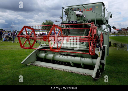 Vintage combine harvester detail Stock Photo - Alamy