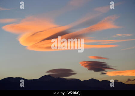Lenticular altocumulus cloud over the Andes Mountains in Mendoza ...
