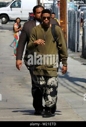 Chadwick Boseman and Kwahi Leonard arrive to the Jimmy Kimmel studio ...