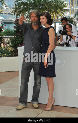 Mads Mikkelsen and Anna Mouglalis at the photocall for "Coco Chanel ...