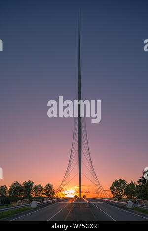 The Harp Bridge is one of three neighboring bridges crossing the ...