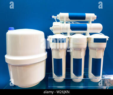 A Reverse Osmosis Water Purification Unit, ROWPU, purifies water from a ...