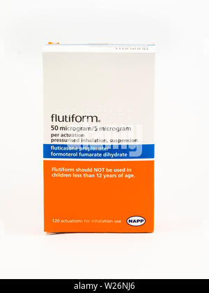 Flutiform pressurised inhalation, suspension Stock Photo - Alamy