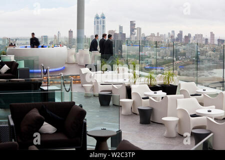 Aer bar, views over central Mumbai (Bombay) at dusk, India Stock Photo ...