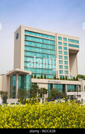Iraq, Kurdistan, Erbil, Erbil Rotana Hotel Stock Photo - Alamy