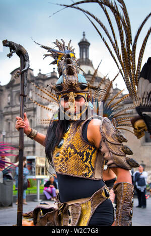 Mexico, Mexico City, Aztec Dancer, Danza Azteca, Headdress, Penacho ...