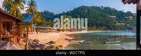 Salang beach, Pulau Tioman (Tioman Island), Pahang, Malaysia, Southeast ...