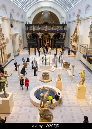 Victoria and Albert Museum, Renaissance and Medieval sculptures, V&A ...