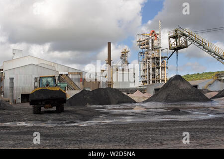 Mining and processing plant. Wet sand grading process Stock Photo - Alamy