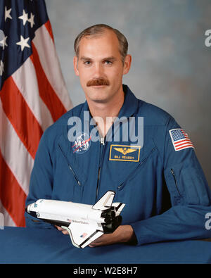 Official portrait of 1987 astronaut candidate Andrew M. Allen Stock ...