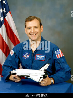 Official portrait of 1987 astronaut candidate Andrew M. Allen Stock ...