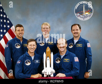 STS-26 Crew, left to right, David C. Hilmer, Richard O. Covey, George D ...