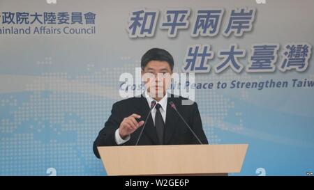 Chiu Chui-cheng at Mainland Affairs Council 20160929 Stock Photo - Alamy