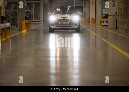 The MINI Electric is unveiled at the MINI factory in Cowley ...