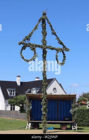 Midsummer Celebration Maypole, Sweden Stock Photo - Alamy