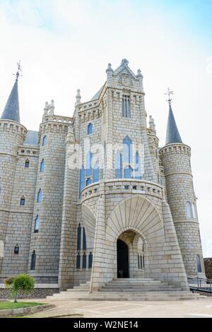 The Episcopal Palace of Astorga designed by famous Catalan modernist ...